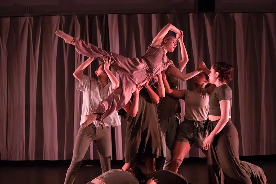 Houston Contemporary 2 in "IV" | MATCH